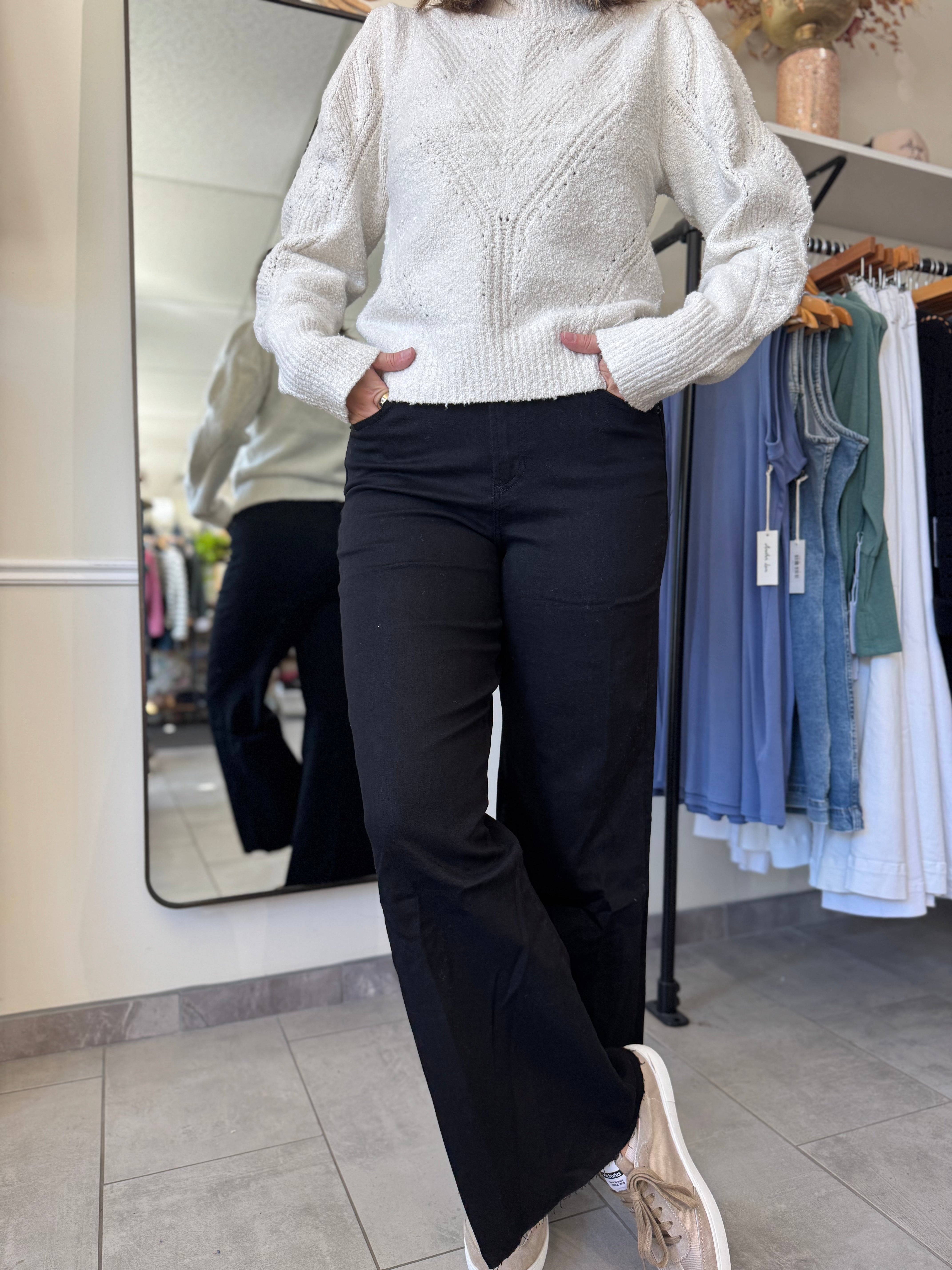 Fiona High Rise Wide Legs - Black Arrow – Sweet P Boutique
